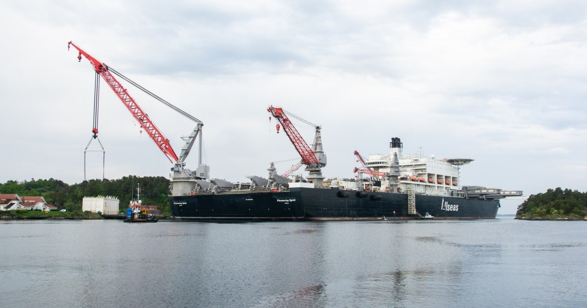 Gigantski i Korsvikfjorden og dåp av Fjord FSTR | Kristiansand Havn